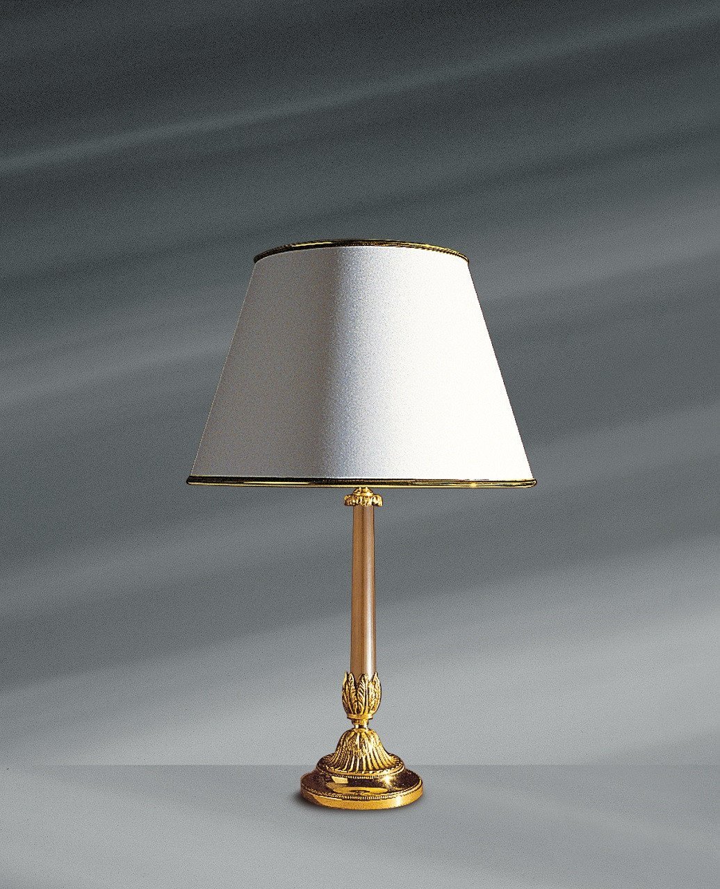 Lucien Gau Tischlampe Restauration mit Halogenlicht Lampenschirm 18611